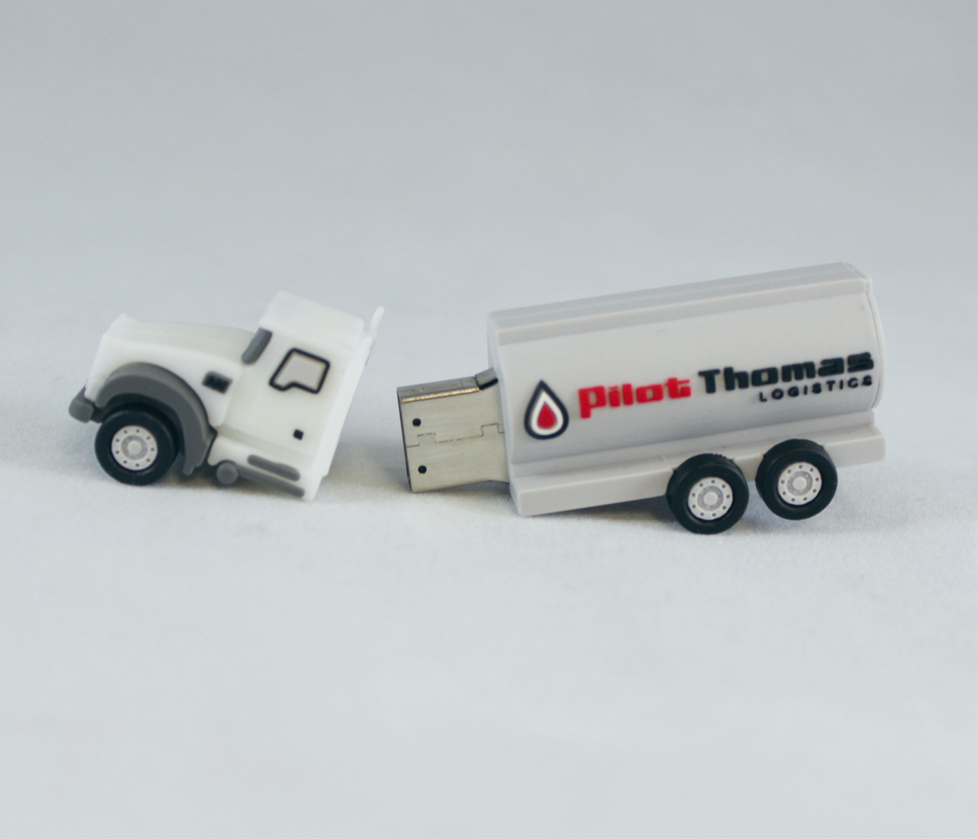 1GB Custom USB - Pilot Thomas Logistics